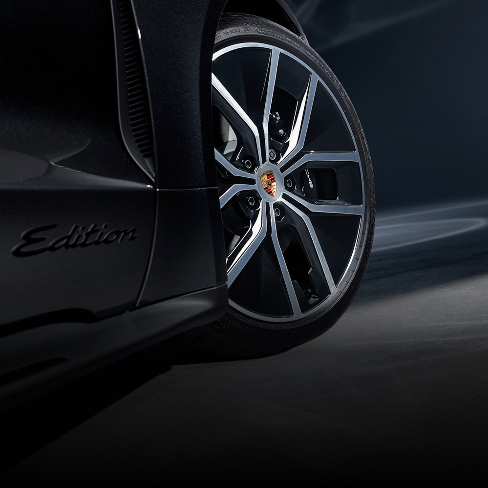 Taycan Black Edition | Porsche USA