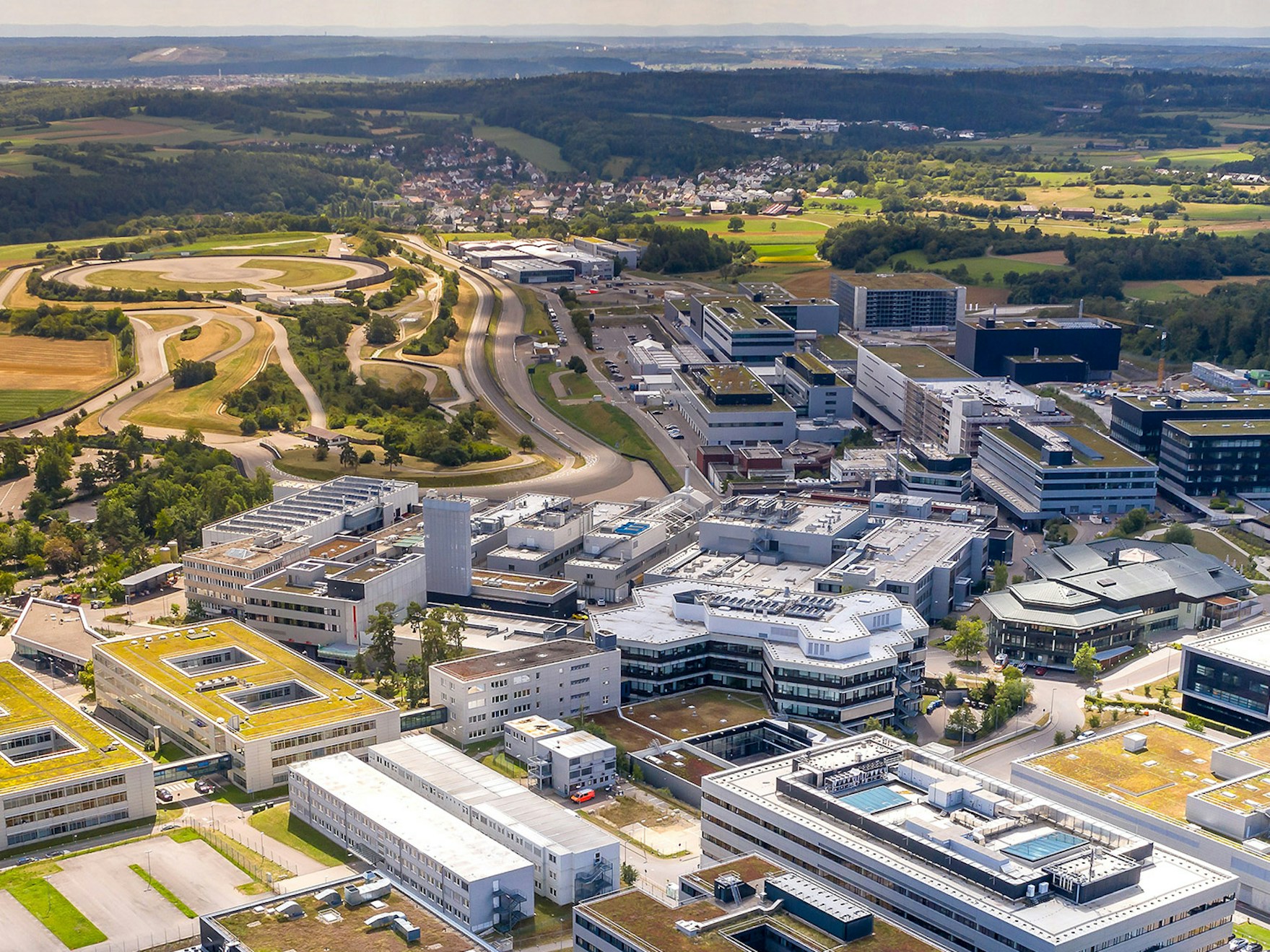 Porsche AG – locations and contact | Porsche International