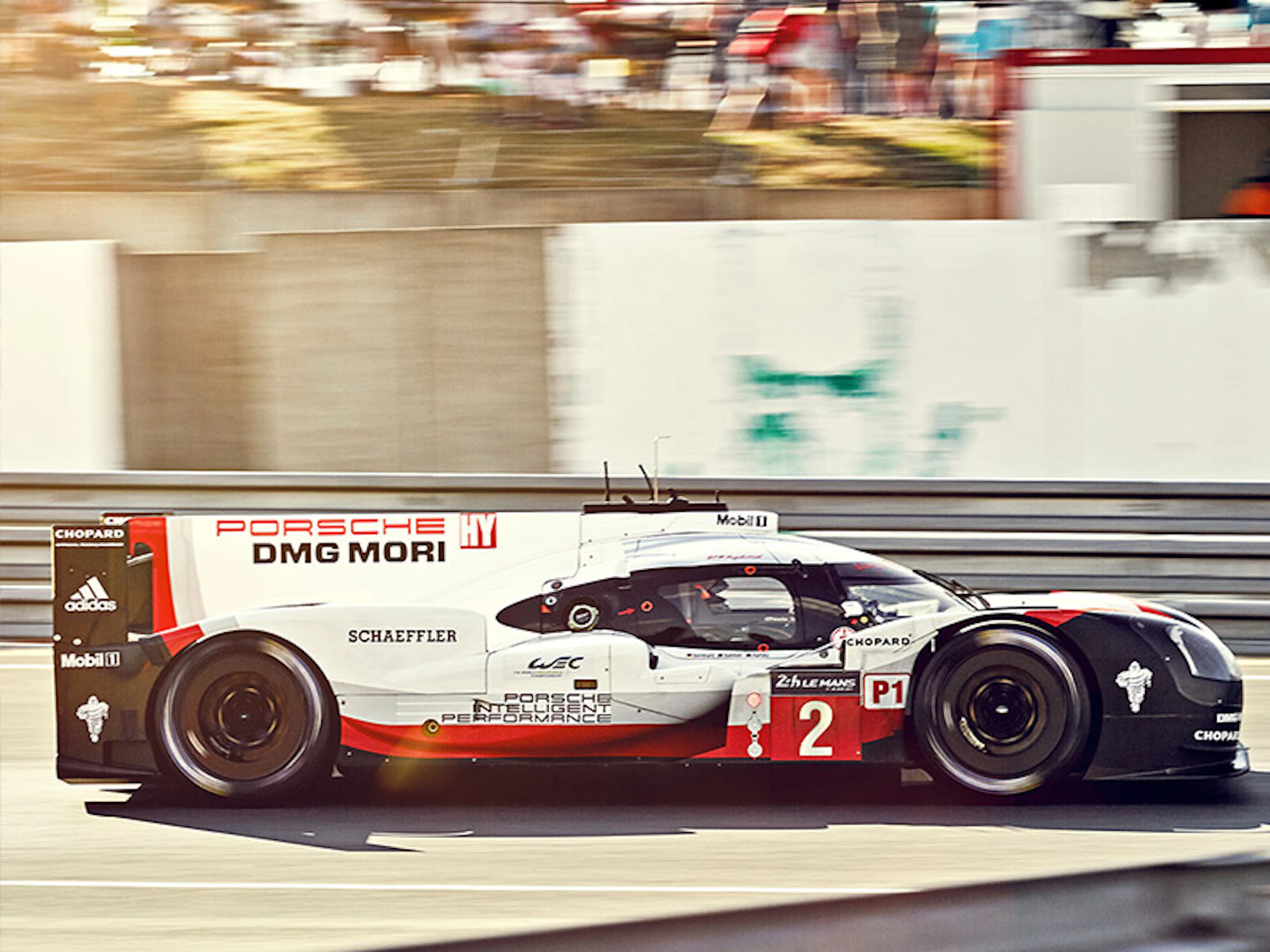 Overall | Porsche International