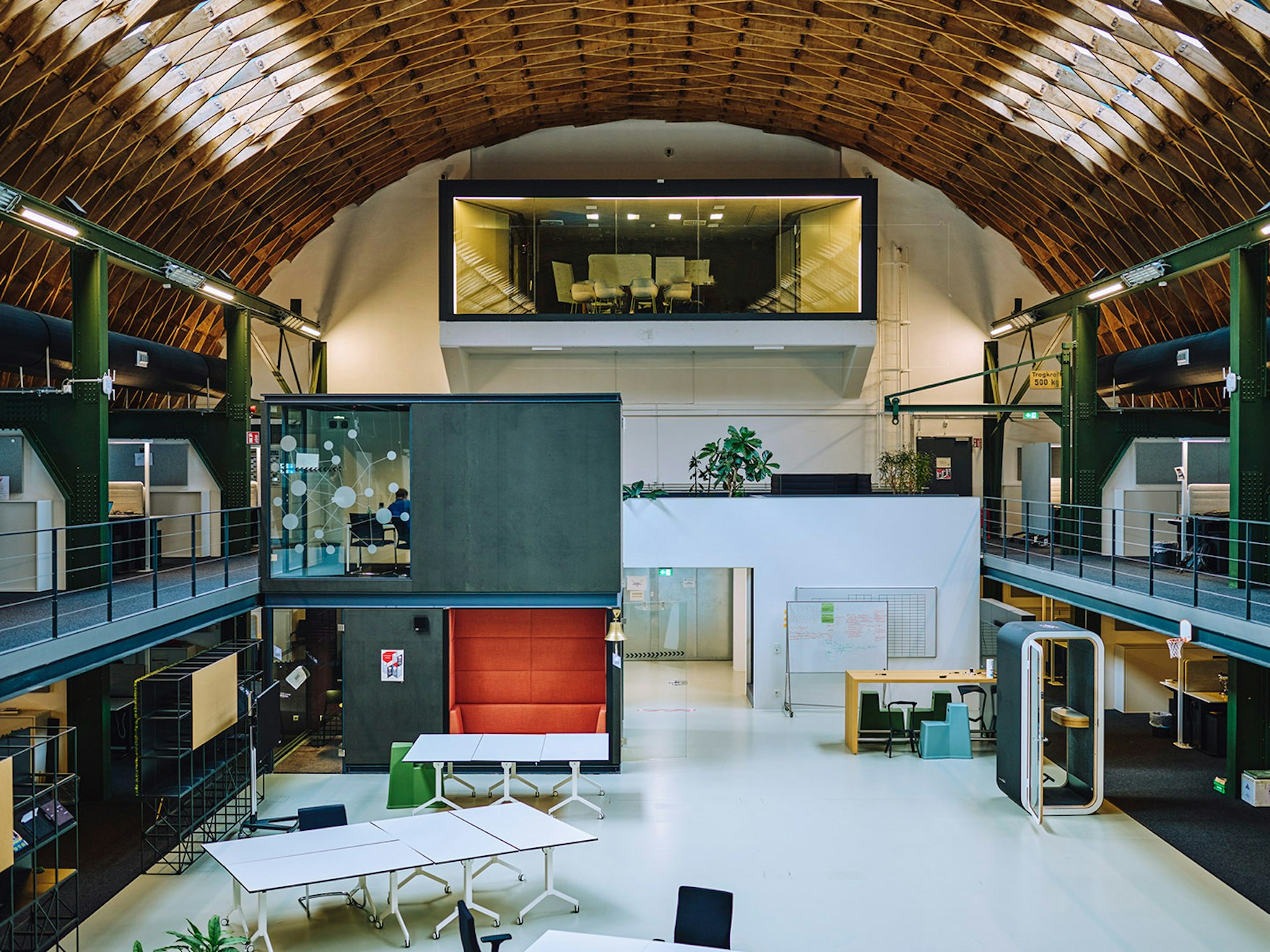 Porsche AG - sedi e contatti | Porsche Italia