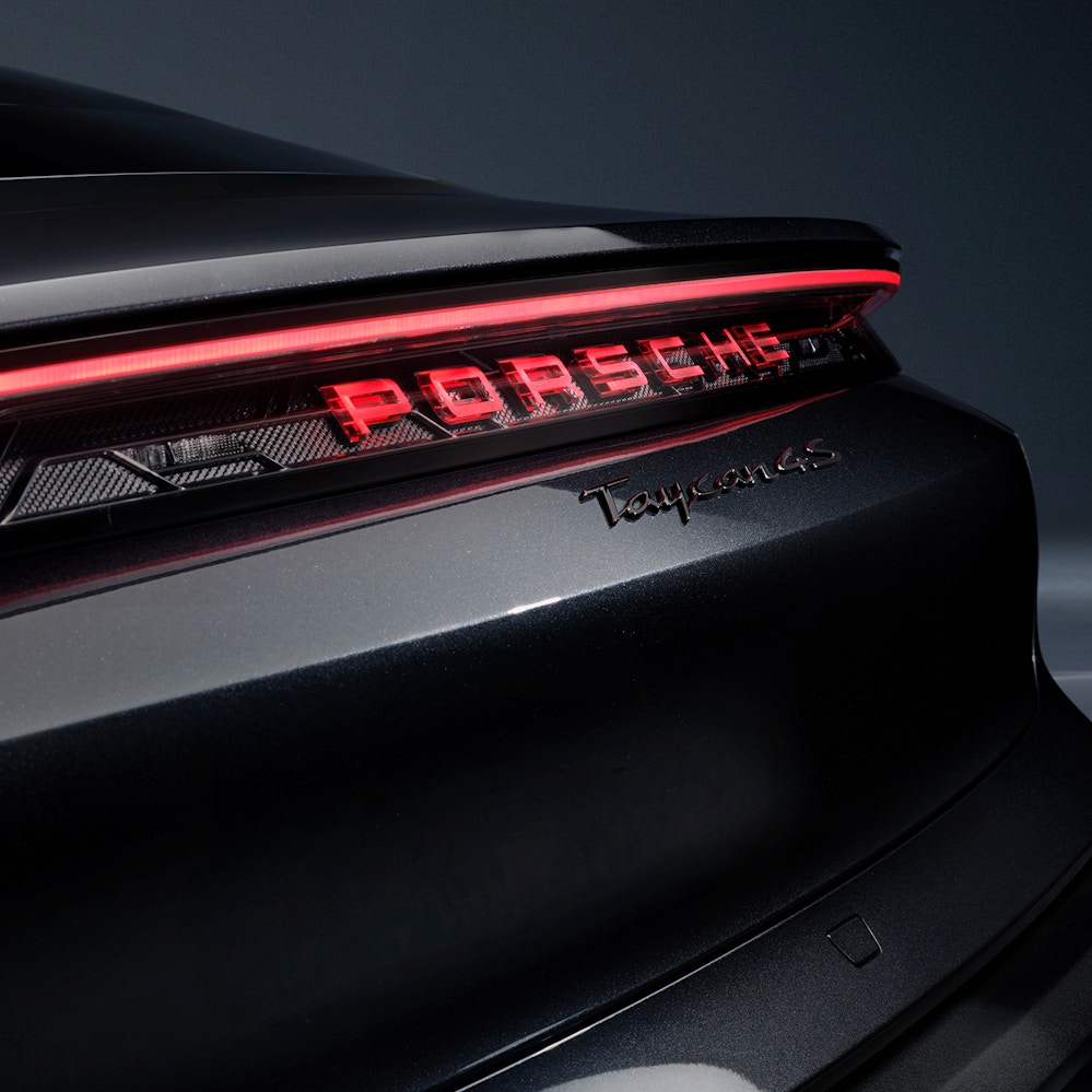 Taycan Black Edition | Porsche USA