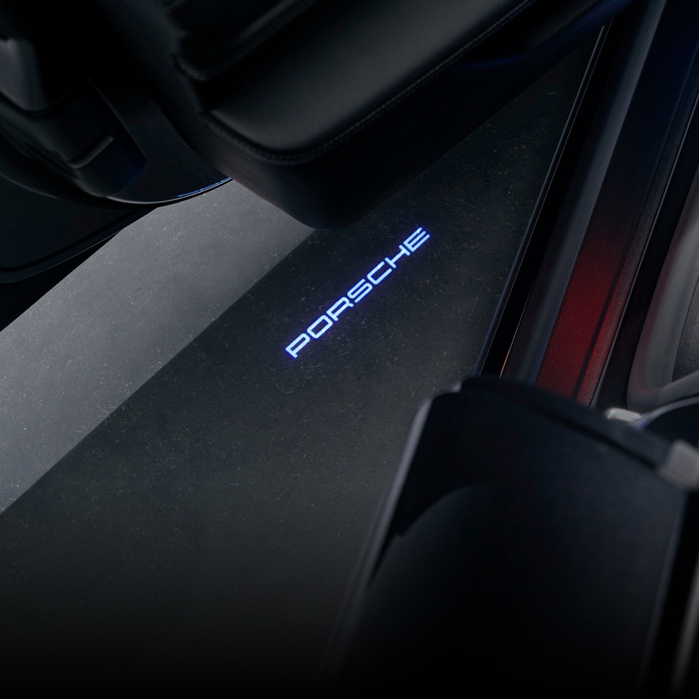 Taycan Black Edition | Porsche Great Britain