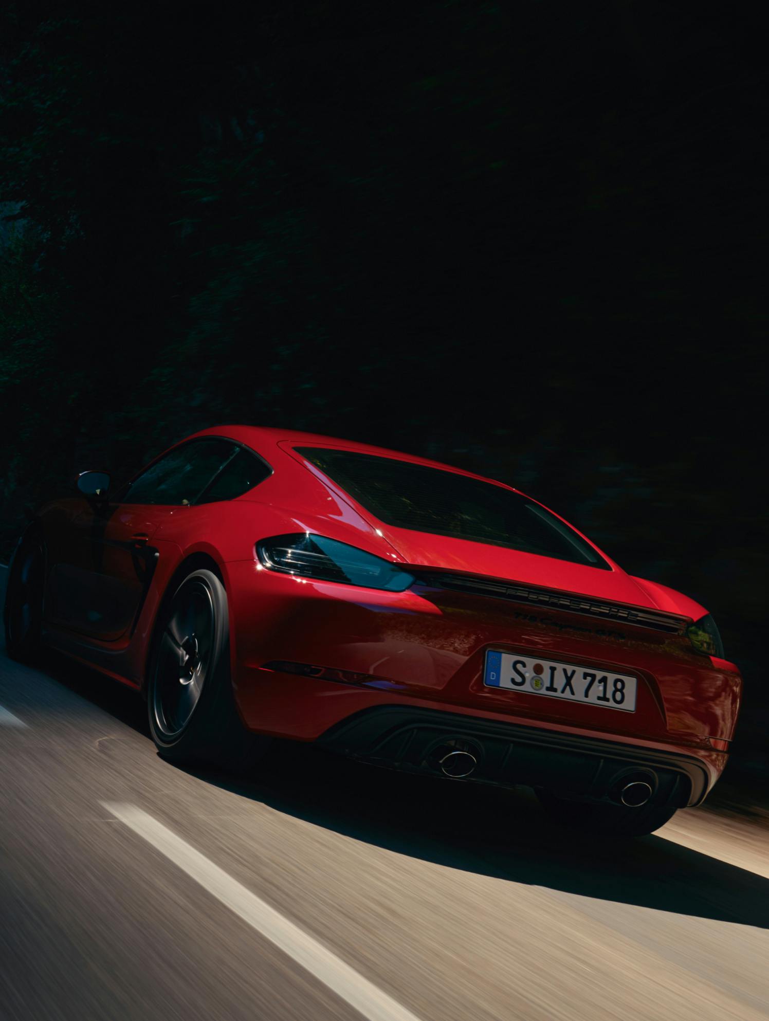 Porsche 718 Cayman GTS 4.0 | Porsche International