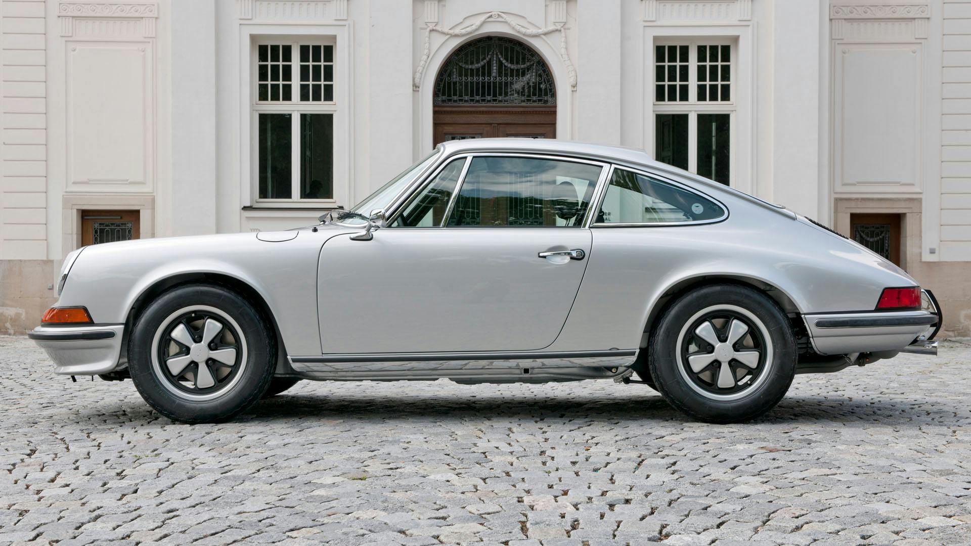 Completion - Revive the Passion | Porsche Classic | Porsche International