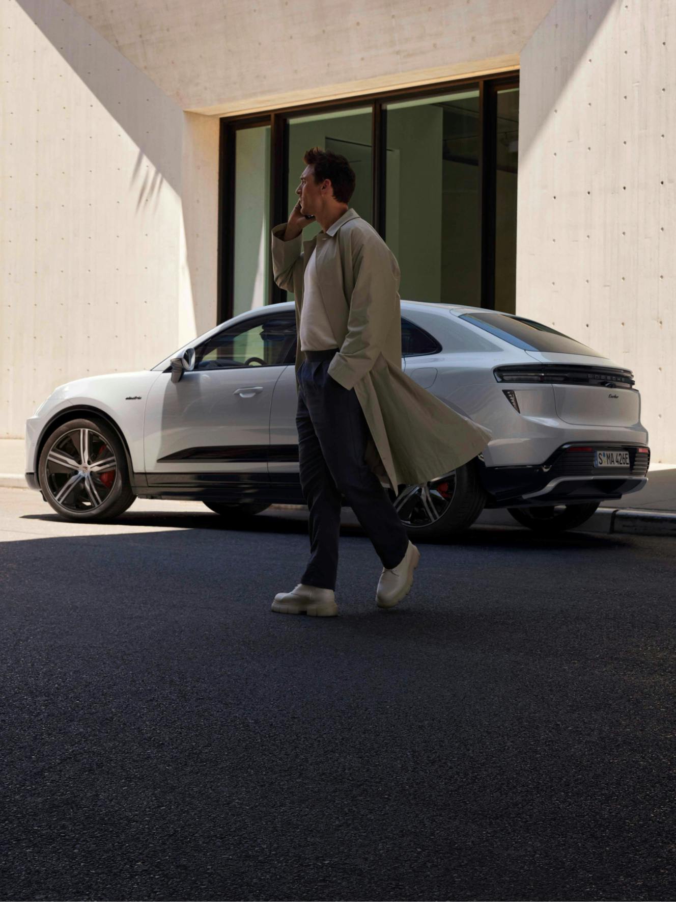 Porsche Macan Turbo Electric