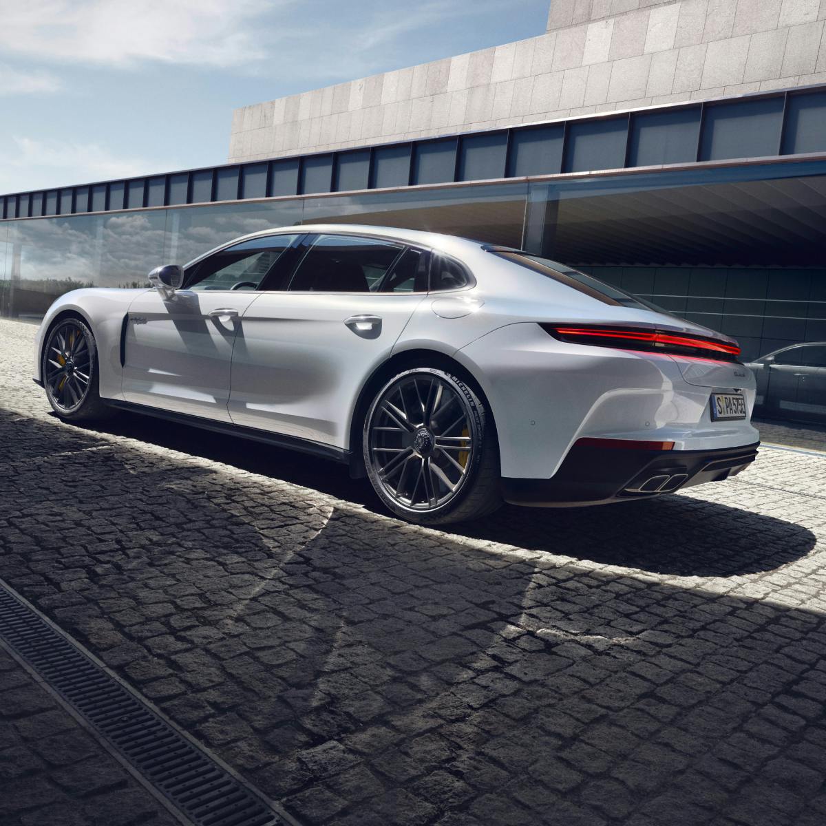 Porsche Panamera Turbo S E Hybrid Executive Porsche Deutschland