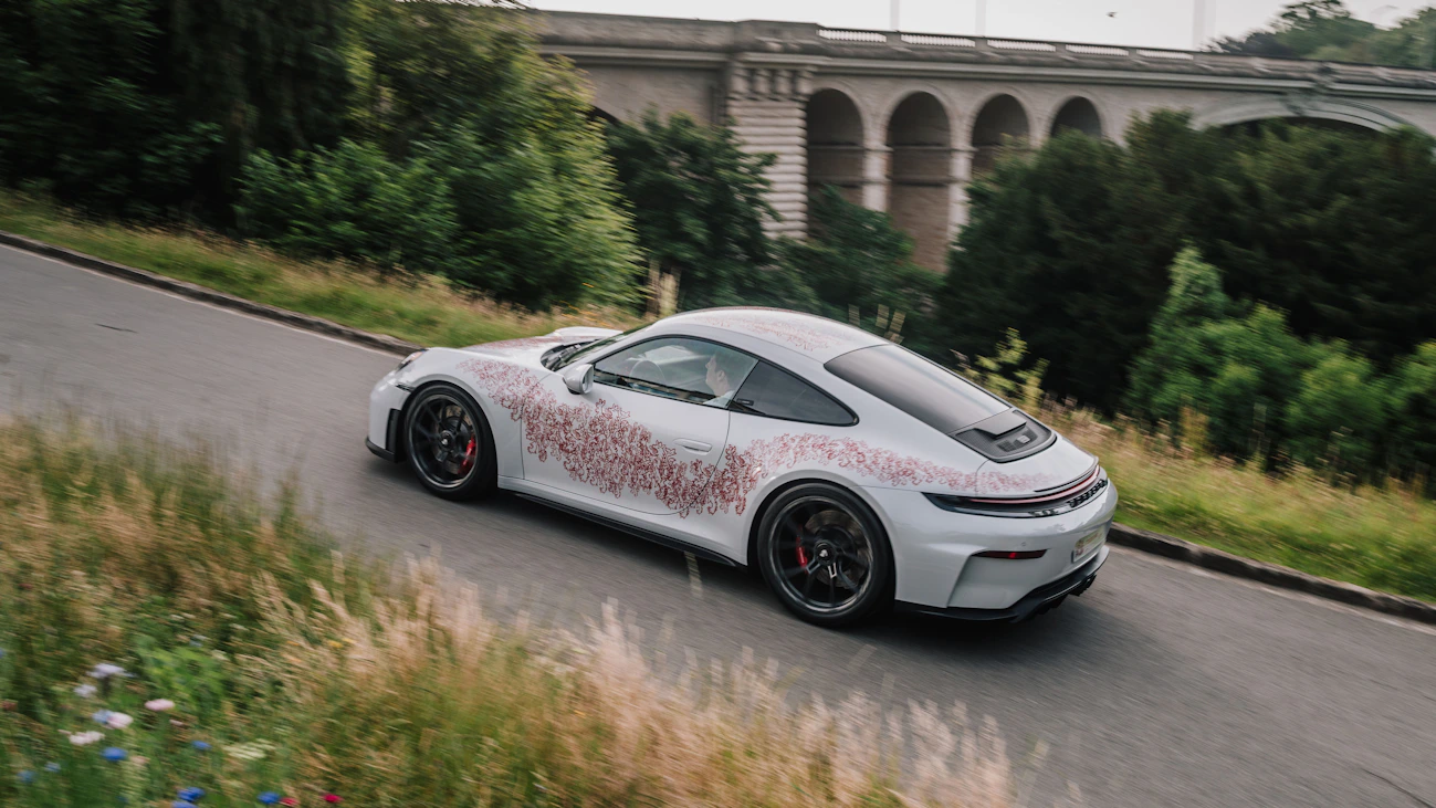 911 GT3 Touring (992) | Porsche International