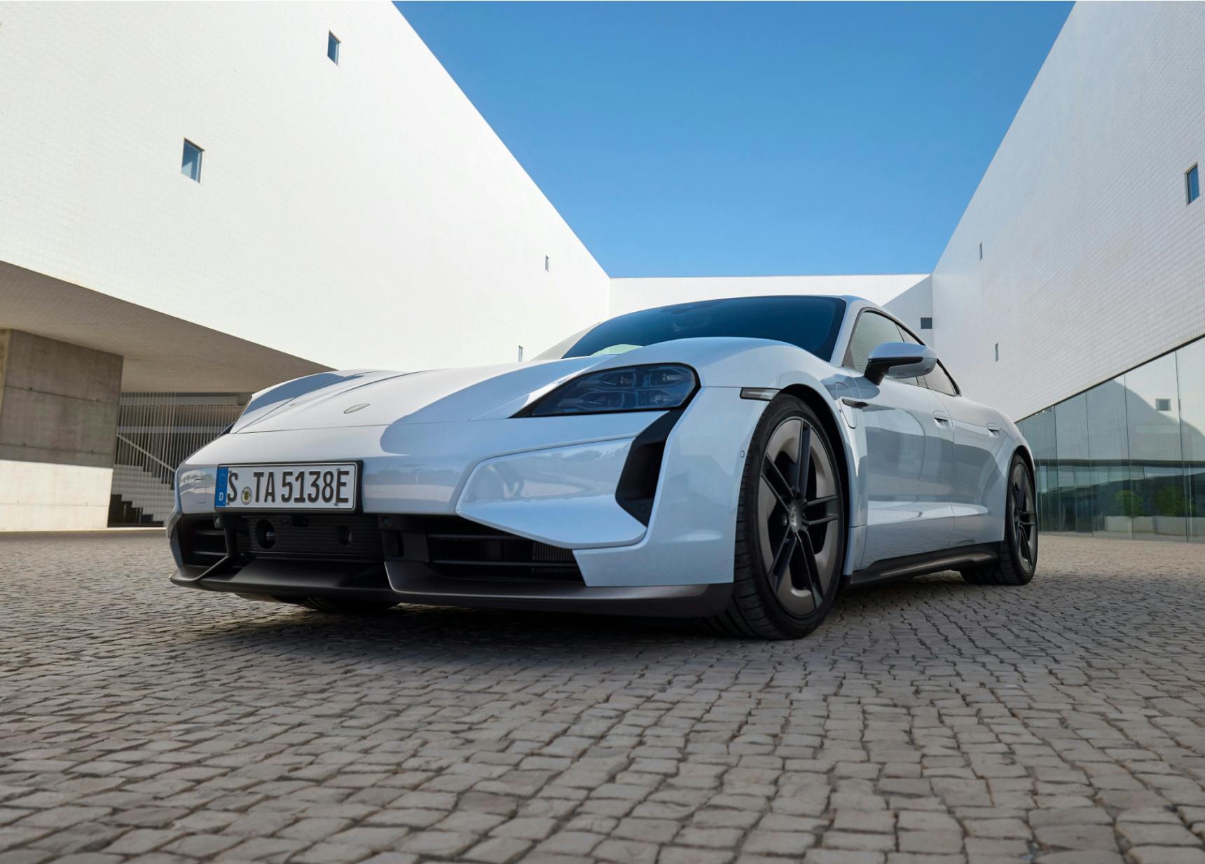 Porsche Taycan 4S | Porsche USA