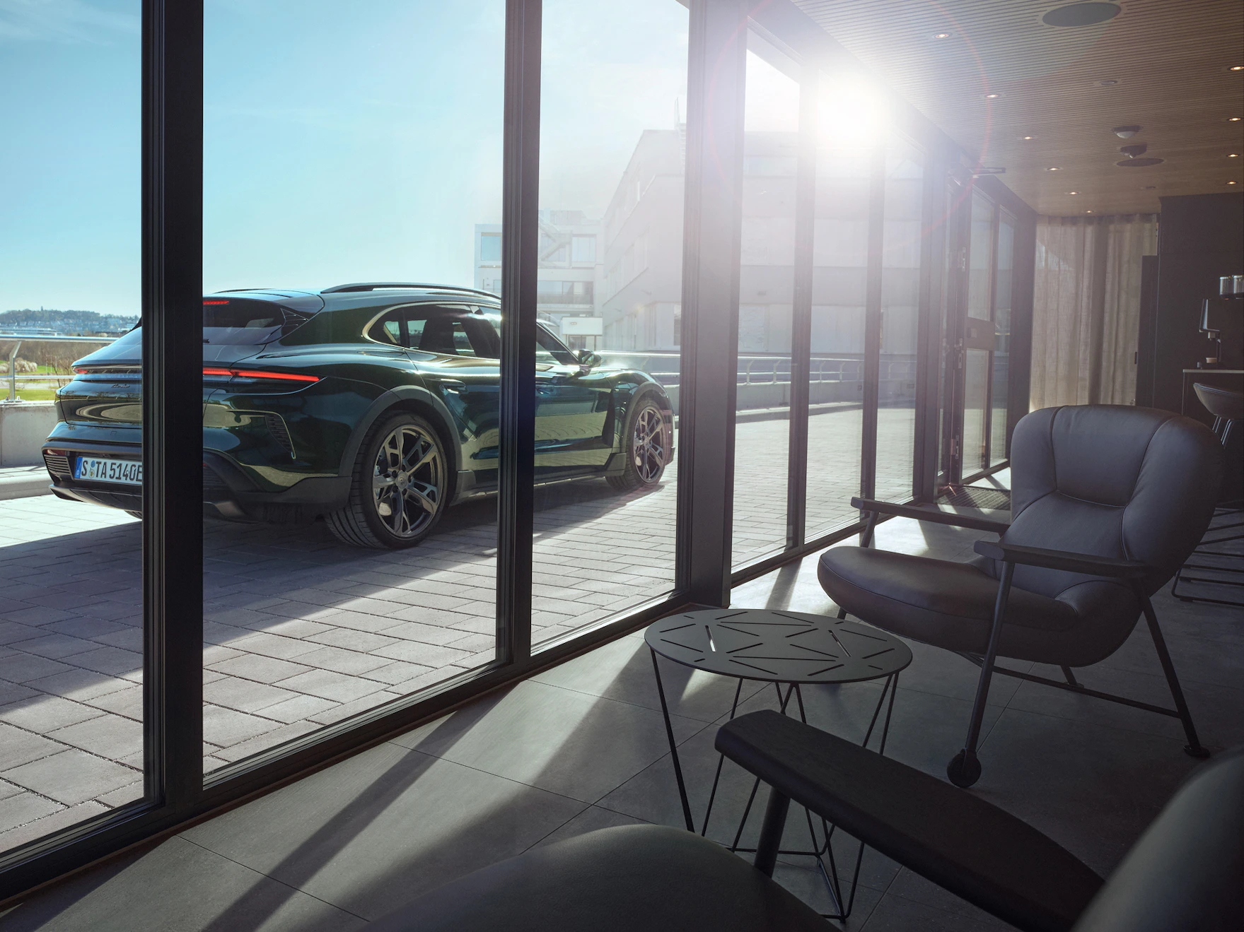 The Porsche Charging Lounges – The ultimate charging experience ...