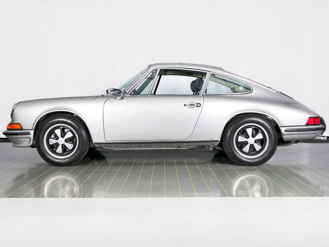 Transmission - Revive the Passion | Porsche Classic | Porsche International