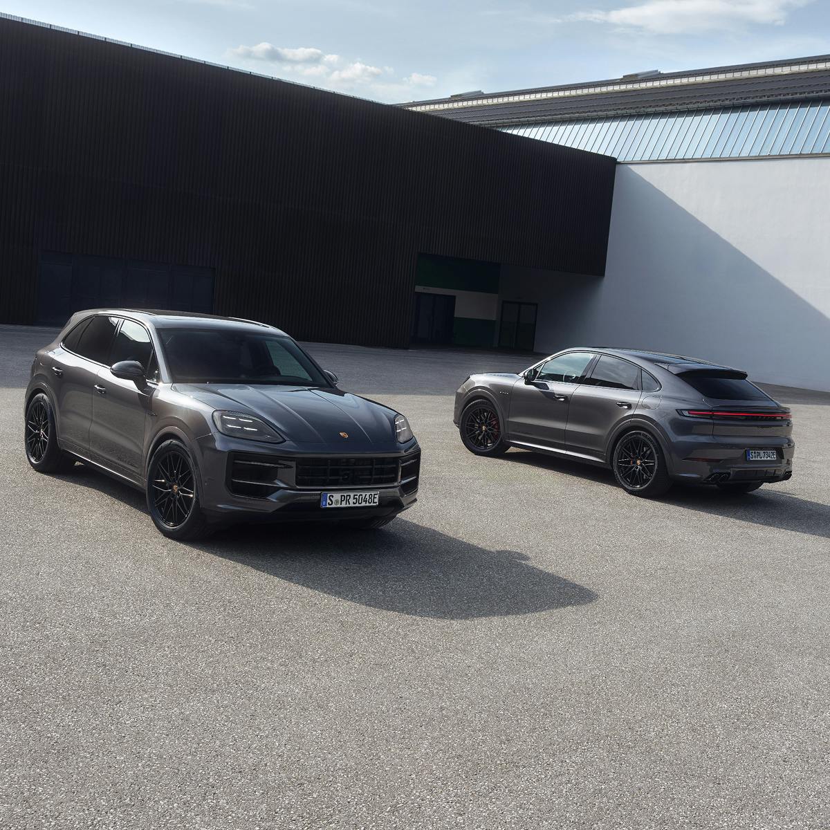 Cayenne Black Edition | Porsche International