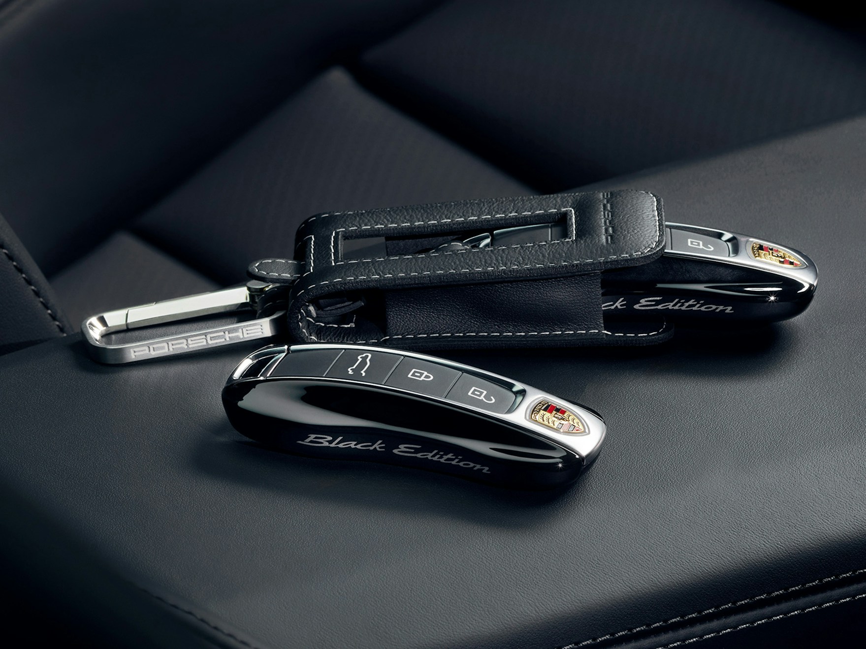 Cayenne Black Edition | Porsche International