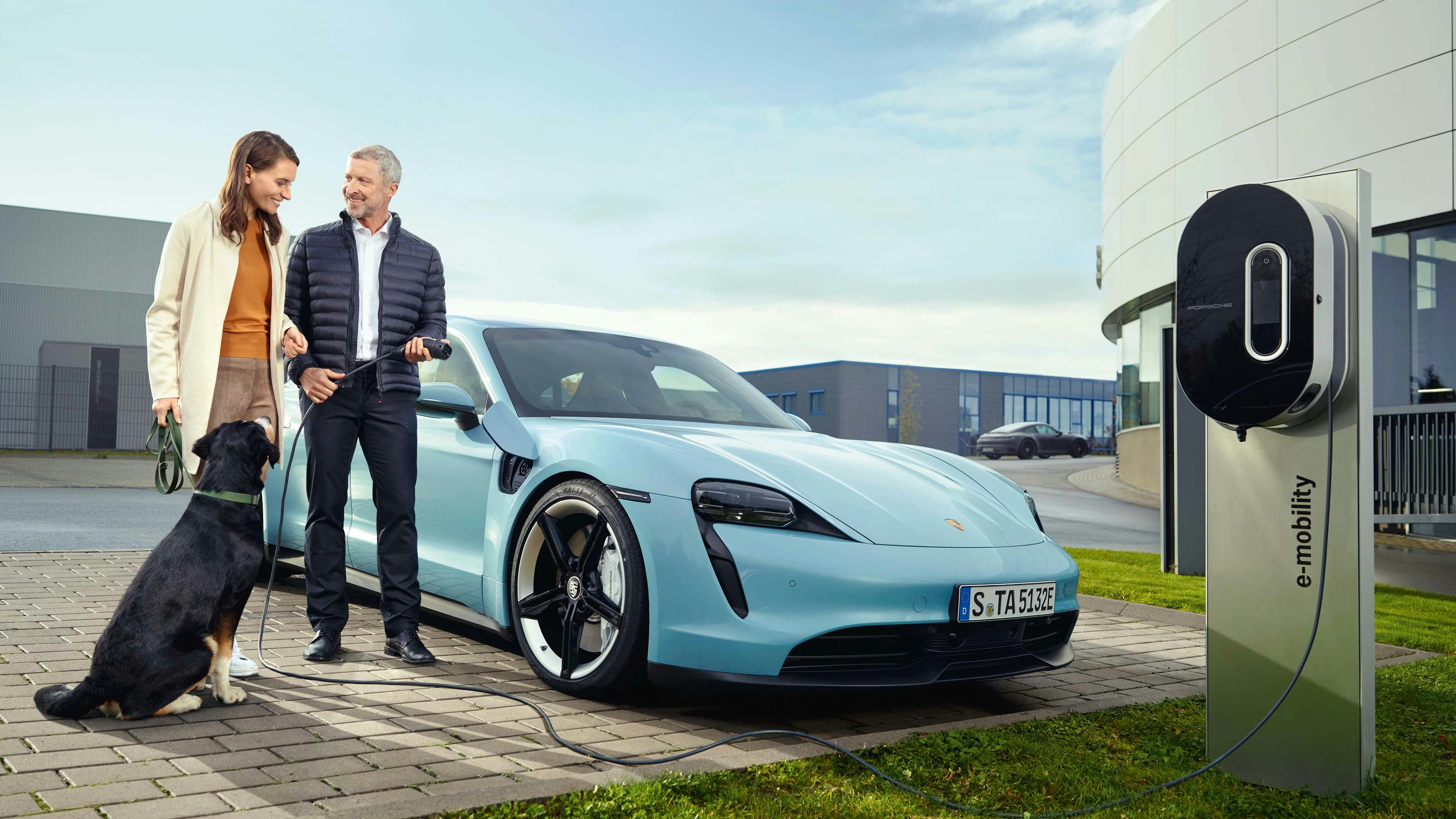 Porsche Roadside Assistance | Porsche USA