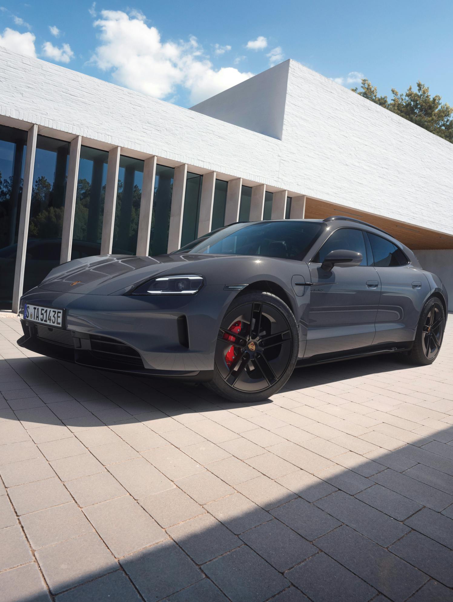 Porsche Taycan Sport Turismo GTS | Porsche Canada