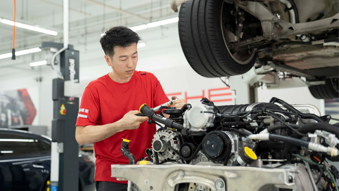 Porsche Service Centre | Porsche Singapore