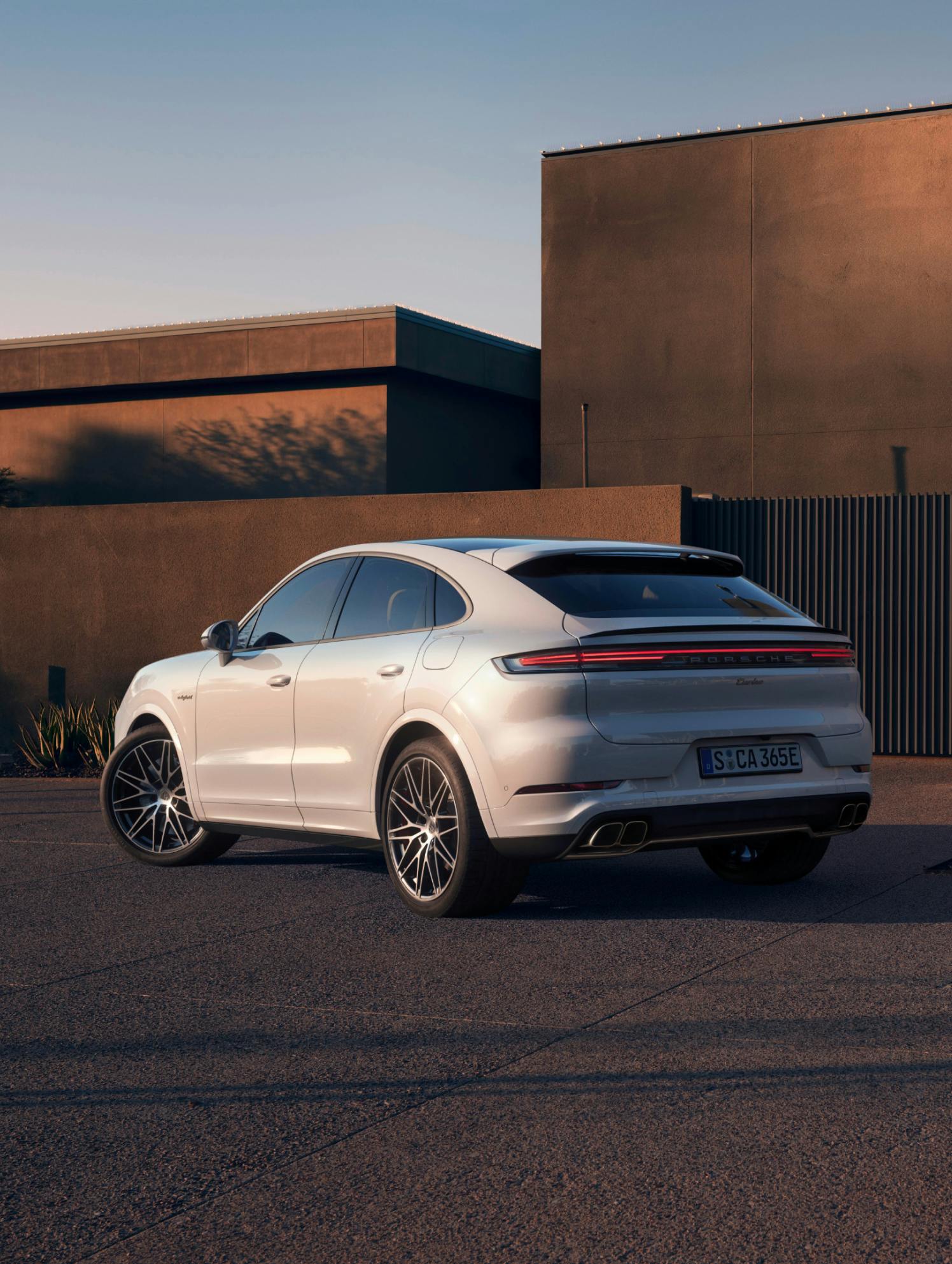 Porsche Cayenne Turbo E-Hybrid Coupé | Porsche USA