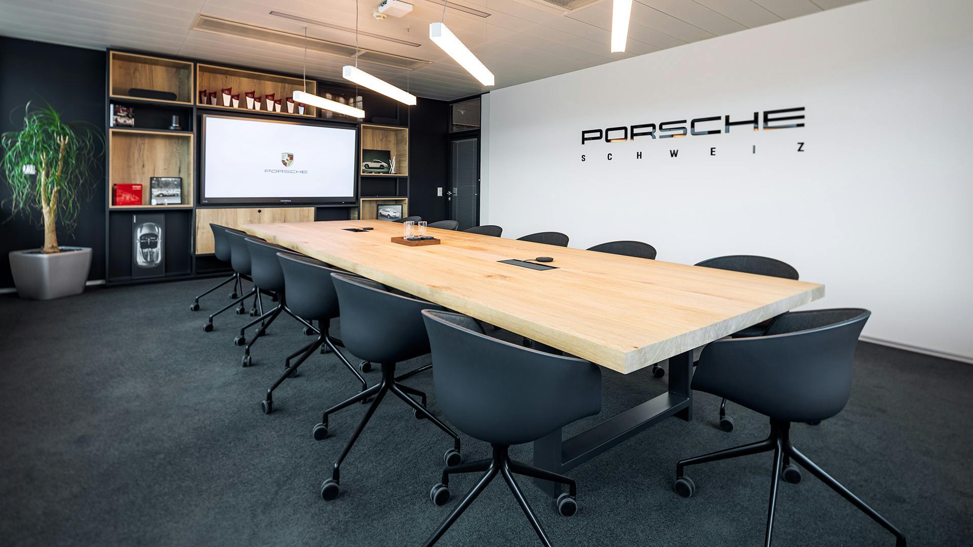 Arbeiten bei der Porsche Schweiz AG - Jobs und Karriere | Porsche Schweiz